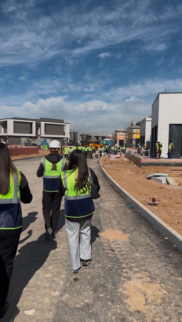 Field Trip to Pavilion Erbil Residential Complex | Architecture Department