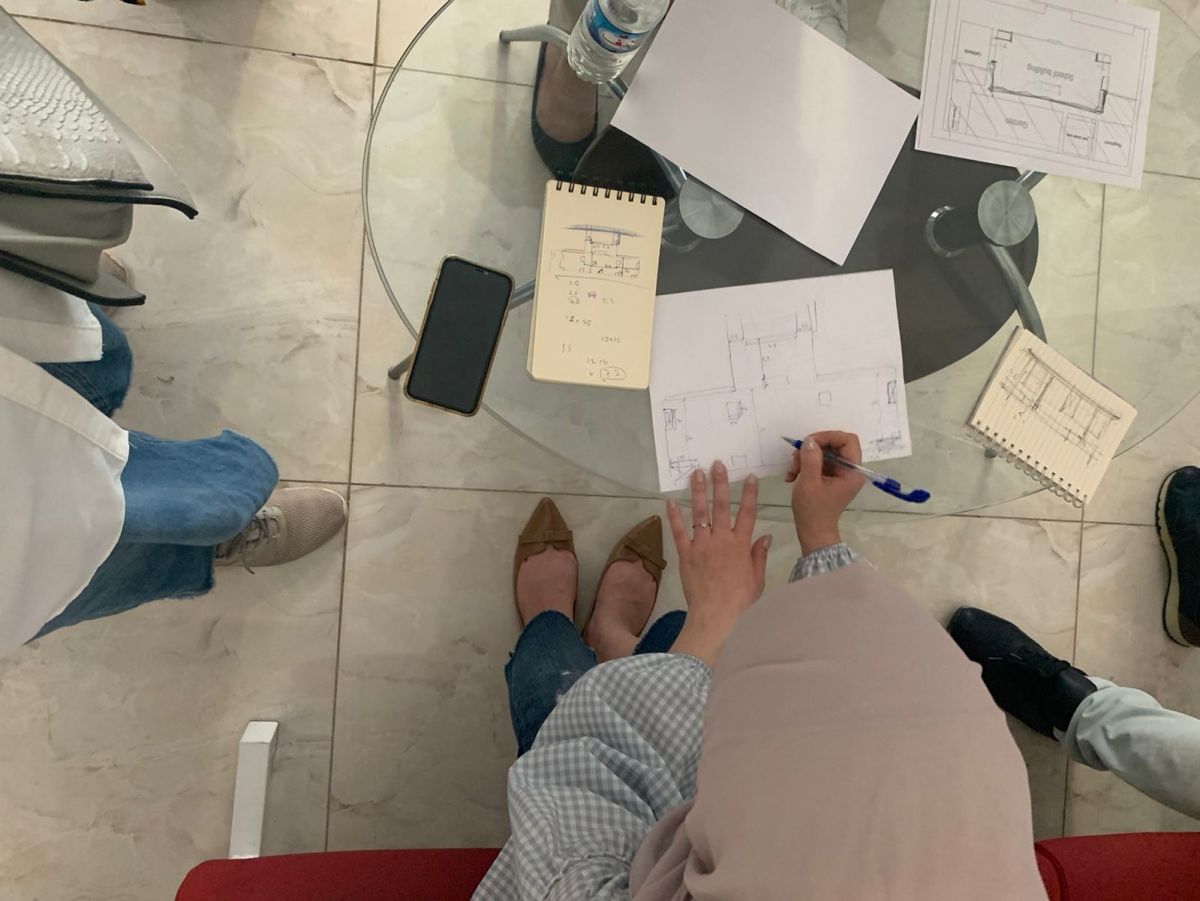 Fourth Stage Student's Site Visit to Cambridge School - Interior Design ...